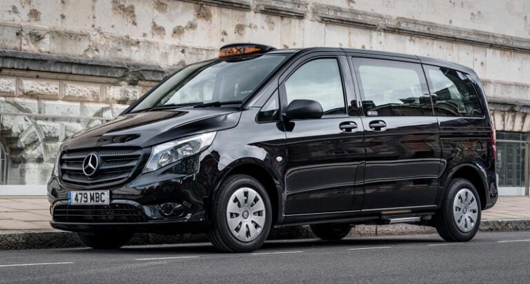 Minibus Taxi Near Me | Up To 8 Passenger Group Travel in Stoke & Beyond